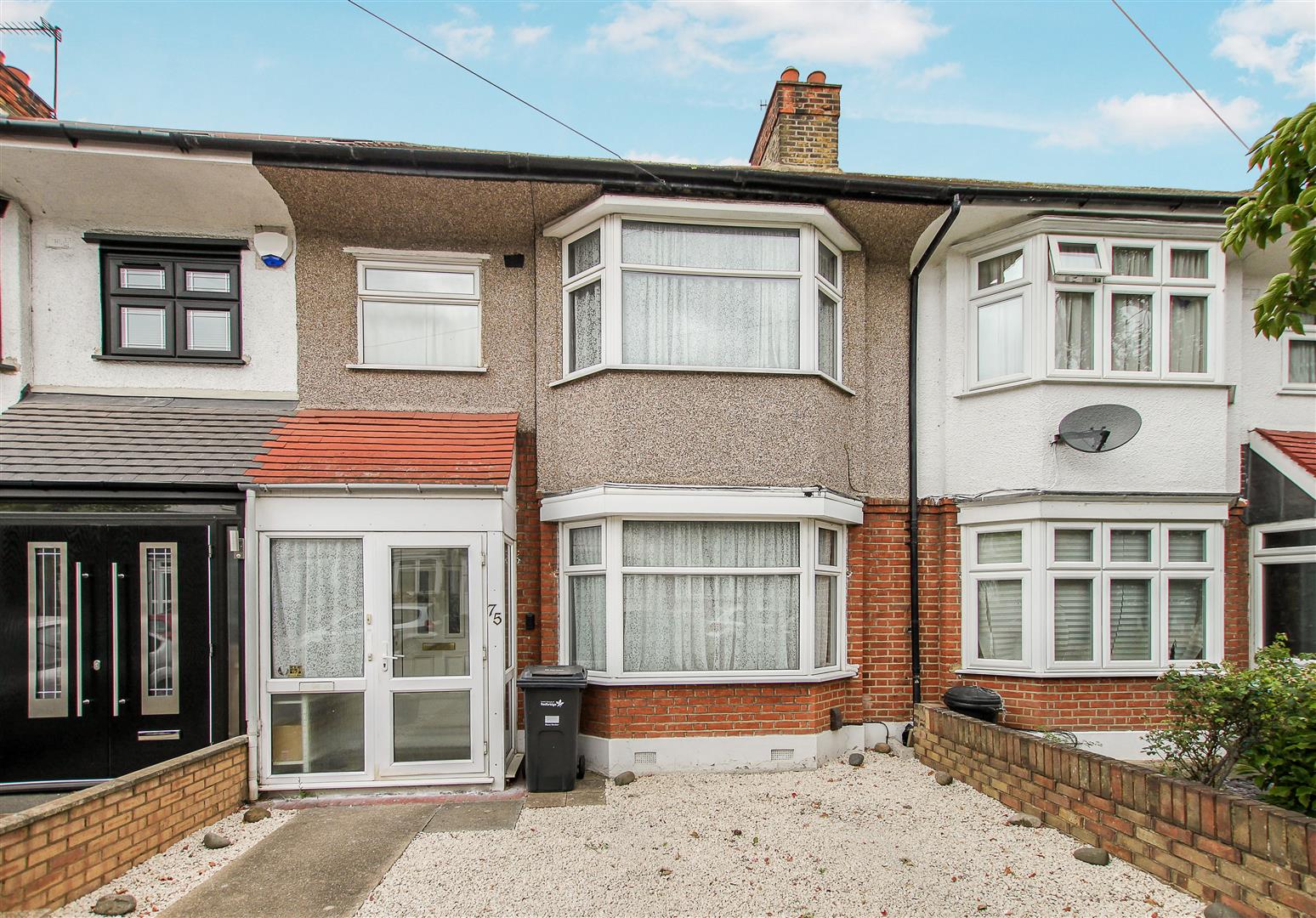 Yoxley Drive, Ilford - Keith Ashton